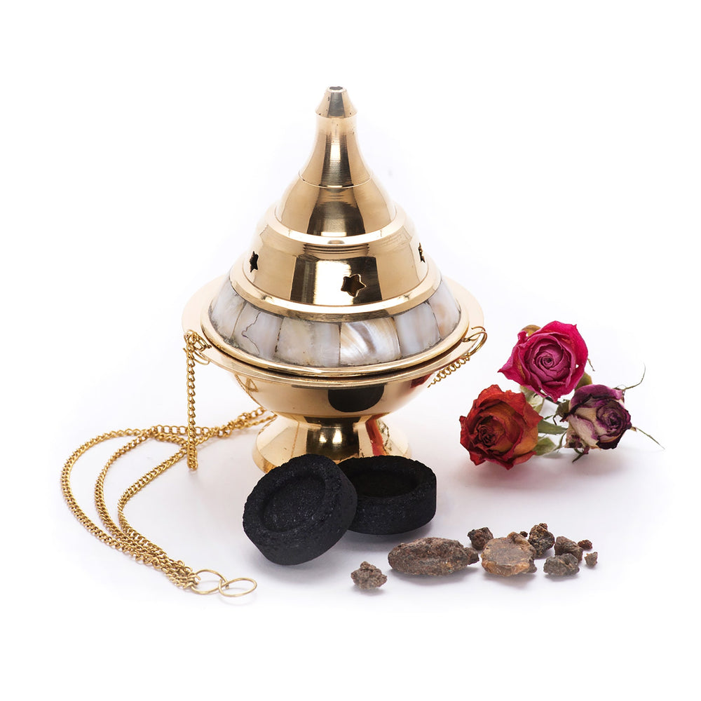 Essential Altar Tools to Elevate Your Sacred Space - JSouthernStudio